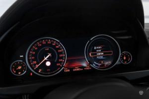 Black BMW X6 2019 in Tukums, with an engine capacity of 2.99 L and mileage of 233 thousand km for 25990 €, photo 27 on AUTOMOTO.COM.LV