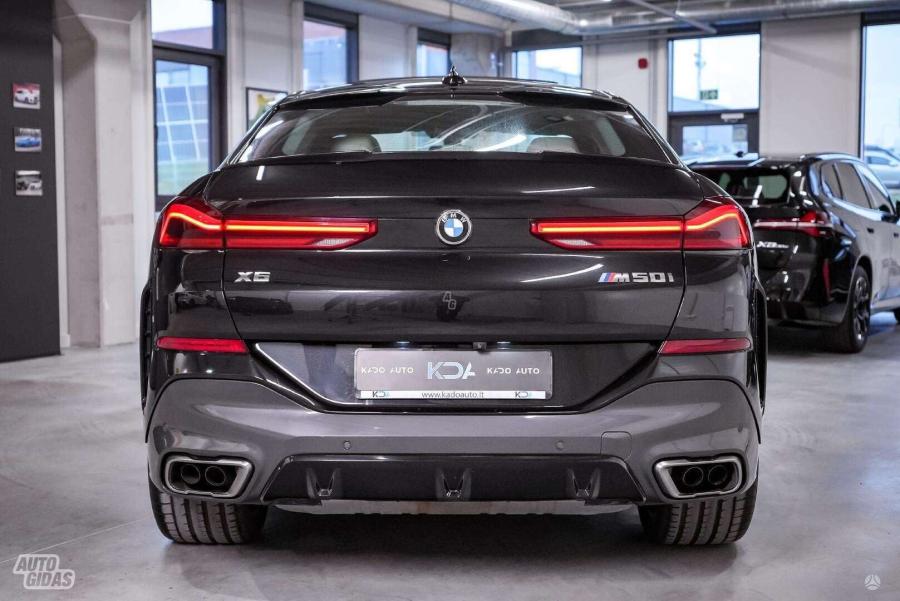 Melns BMW X6 2020 Marijampole, ar dzinēja tilpumu 4.40 L un nobraukumu 138 tūkst. km par 43450 €, foto 7 vietnē AUTOMOTO.COM.LV