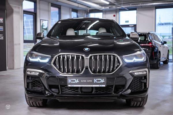 Black BMW X6 2020 in Kaunas, with an engine capacity of 4.40 L and mileage of 138 thousand km for 43450 €, photo 2 on AUTOMOTO.COM.LV