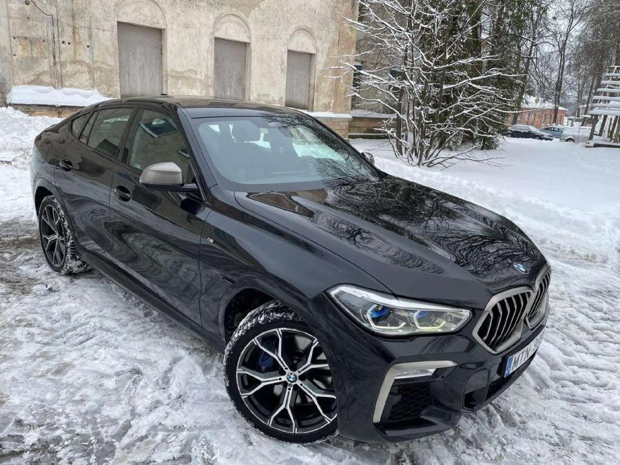 Black BMW X6 2020 in Vilnius, with an engine capacity of 2.99 L and mileage of 140 thousand km for 51999 €, photo 3 on AUTOMOTO.COM.LV