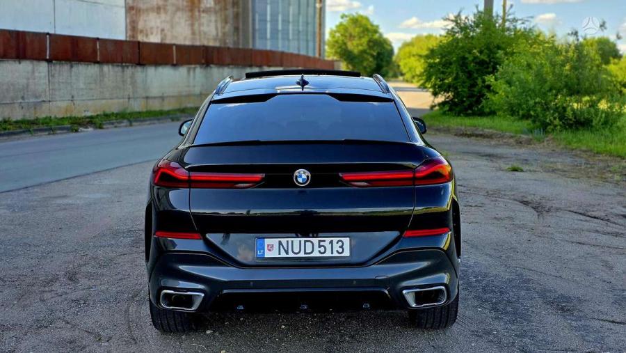 Melns BMW X6 2020 Šauļi, ar dzinēja tilpumu 2.99 L un nobraukumu 230 tūkst. km par 55000 €, foto 7 vietnē AUTOMOTO.COM.LV