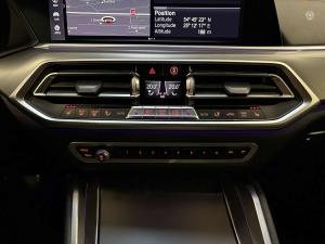 Melns BMW X6 2020 Viļņa, ar dzinēja tilpumu 3.00 L un nobraukumu 145 tūkst. km par 53500 €, foto 24 vietnē AUTOMOTO.COM.LV