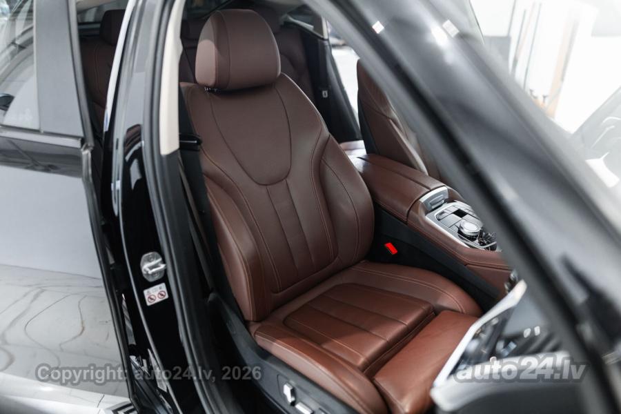 Melns BMW X6 2020 Tallina, ar dzinēja tilpumu 3.00 L un nobraukumu 122 tūkst. km par 58000 €, foto 22 vietnē AUTOMOTO.COM.LV