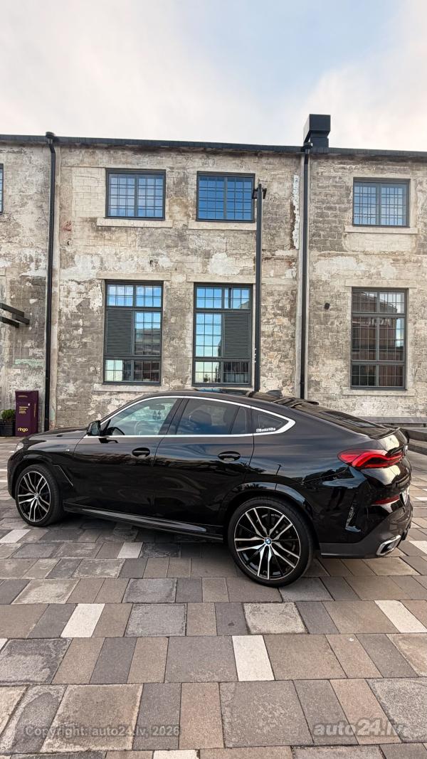 BMW X6 2020 Tallina vietnē Melns BMW X6 2020 Tallina, ar dzinēja tilpumu 3.00 L un nobraukumu 88 tūkst. km par 58900 €, foto 6 vietnē AUTOMOTO.COM.LV