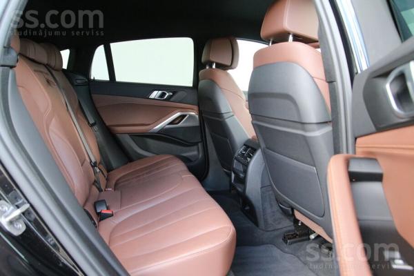 Melns BMW X6 2021 Rīga, ar dzinēja tilpumu 3.00 L un nobraukumu 94 tūkst. km par 57500 €, foto 9 vietnē AUTOMOTO.COM.LV