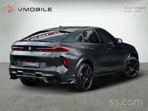 Black BMW X6 2021 in Riga, with an engine capacity of 4.40 L and mileage of 32 thousand km for 87990 €, photo 2 on AUTOMOTO.COM.LV