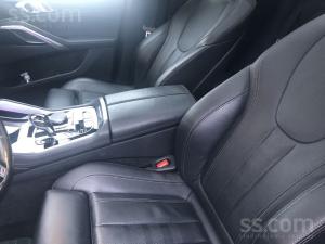 Black BMW X6 2021 in Cesis, with an engine capacity of 3.00 L and mileage of 115 thousand km for 59800 €, photo 23 on AUTOMOTO.COM.LV