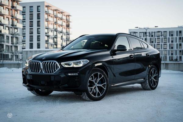 Melns BMW X6 2021 Viļņa, ar dzinēja tilpumu 2.99 L un nobraukumu 120 tūkst. km par 54898 €, foto 1 vietnē AUTOMOTO.COM.LV
