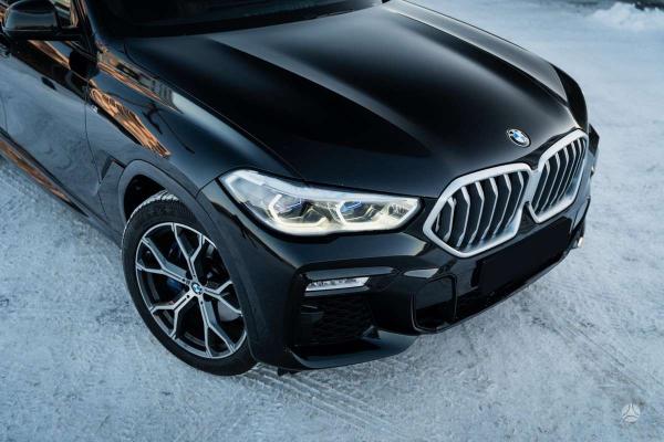 Melns BMW X6 2021 Viļņa, ar dzinēja tilpumu 2.99 L un nobraukumu 120 tūkst. km par 54898 €, foto 8 vietnē AUTOMOTO.COM.LV
