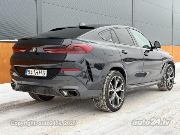 Melns BMW X6 2021 Tallina, ar dzinēja tilpumu 3.00 L un nobraukumu 104 tūkst. km par 58900 €, foto 2 vietnē AUTOMOTO.COM.LV