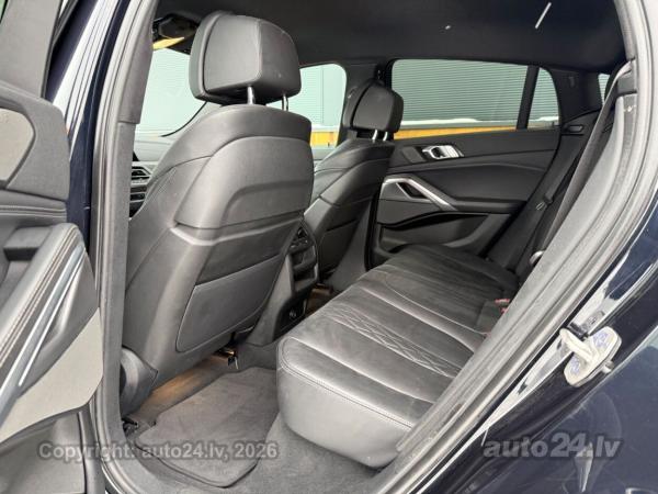 Melns BMW X6 2021 Tallina, ar dzinēja tilpumu 3.00 L un nobraukumu 104 tūkst. km par 58900 €, foto 10 vietnē AUTOMOTO.COM.LV