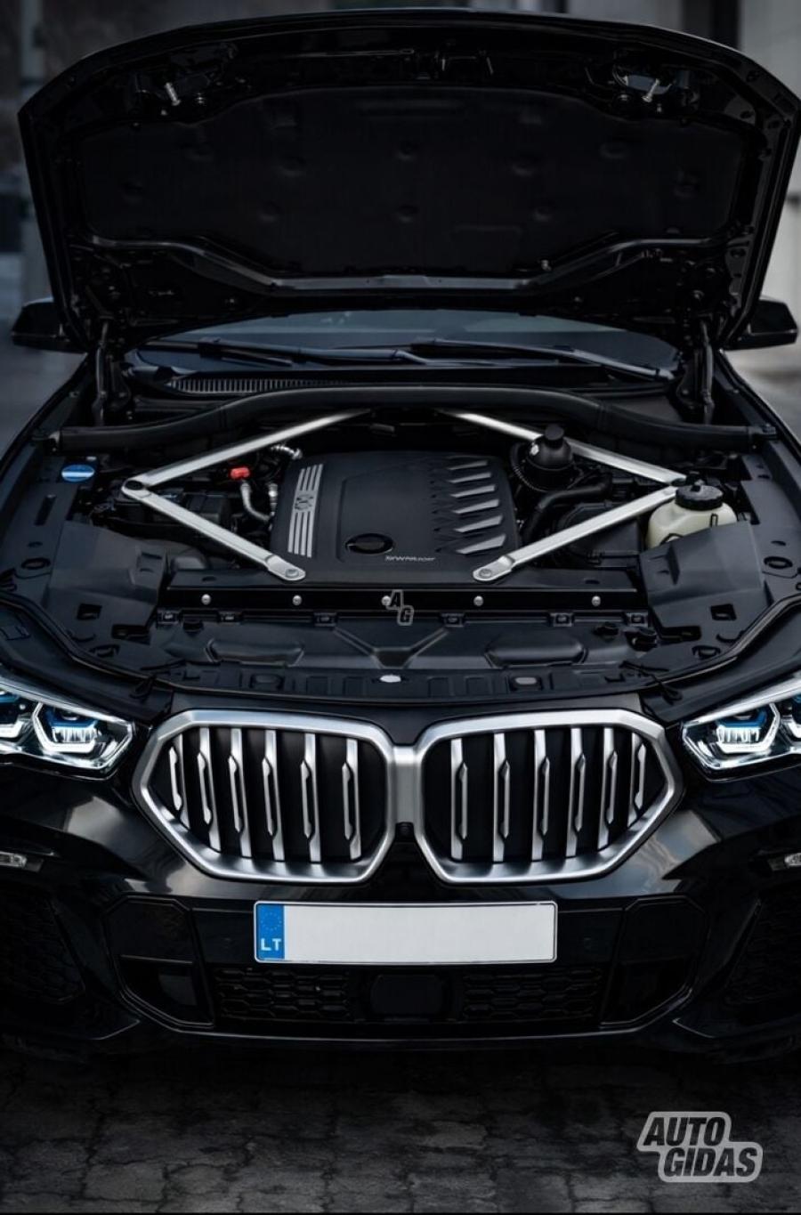 Black BMW X6 2021 in Vilnius, with an engine capacity of 3.00 L and mileage of 106 thousand km for 60499 €, photo 26 on AUTOMOTO.COM.LV