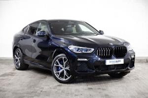 Black BMW X6 2021 in Vilnius, with an engine capacity of 3.00 L and mileage of 107 thousand km for 59491 €, photo 3 on AUTOMOTO.COM.LV