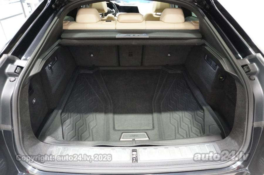 Melns BMW X6 2021 Tallina, ar dzinēja tilpumu 3.00 L un nobraukumu 146 tūkst. km par 53000 €, foto 8 vietnē AUTOMOTO.COM.LV
