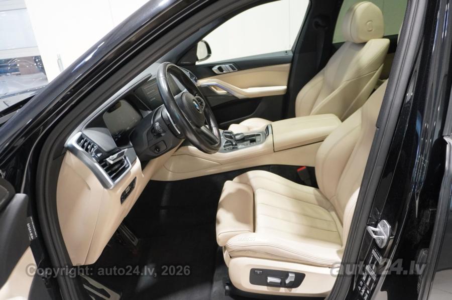 Melns BMW X6 2021 Tallina, ar dzinēja tilpumu 3.00 L un nobraukumu 146 tūkst. km par 53000 €, foto 15 vietnē AUTOMOTO.COM.LV