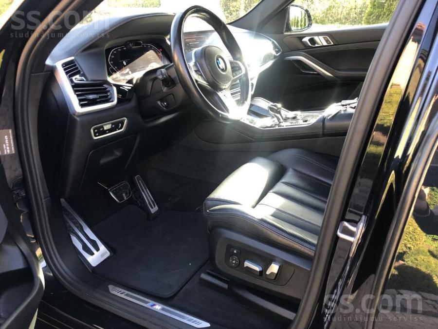 Black BMW X6 2021 in Cesis, with an engine capacity of 3.00 L and mileage of 122 thousand km for 53750 €, photo 7 on AUTOMOTO.COM.LV