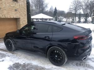Черный БМВ Х6 2021 в Цесис, объемом двигателя 3.00 л и пробегом 115 тыс. км за 58700 €, фото 4 на AUTOMOTO.COM.LV
