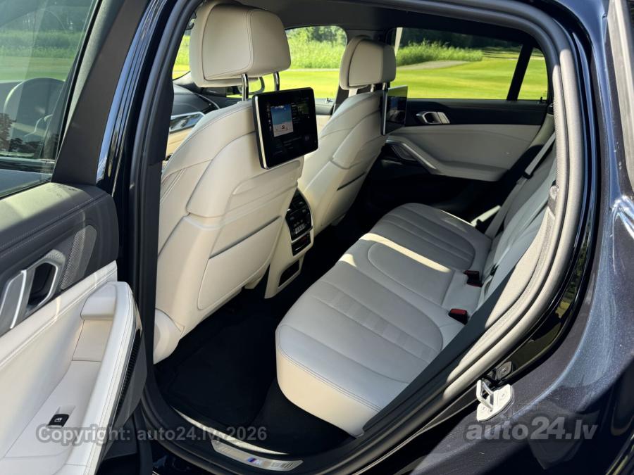 Melns BMW X6 2021 Pērnava, ar dzinēja tilpumu 3.00 L un nobraukumu 54 tūkst. km par 68900 €, foto 17 vietnē AUTOMOTO.COM.LV