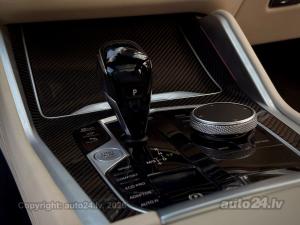 Black BMW X6 2021 in Riga, with an engine capacity of 3.00 L and mileage of 206 thousand km for 48850 €, photo 13 on AUTOMOTO.COM.LV