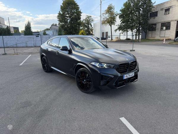 Melns BMW X6 2021 Kauņa, ar dzinēja tilpumu 4.40 L un nobraukumu 25 tūkst. km par 66500 €, foto 1 vietnē AUTOMOTO.COM.LV