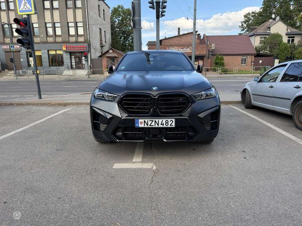 Melns BMW X6 2021 Kauņa, ar dzinēja tilpumu 4.40 L un nobraukumu 25 tūkst. km par 66500 €, foto 4 vietnē AUTOMOTO.COM.LV