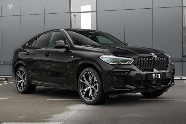Black BMW X6 2022 in Vilnius, with an engine capacity of 2.99 L and mileage of 86 thousand km for 62500 €, photo 9 on AUTOMOTO.COM.LV