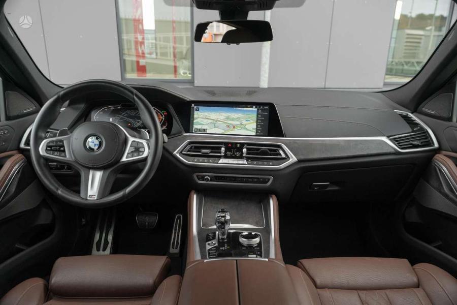 Black BMW X6 2022 in Vilnius, with an engine capacity of 2.99 L and mileage of 86 thousand km for 62500 €, photo 16 on AUTOMOTO.COM.LV