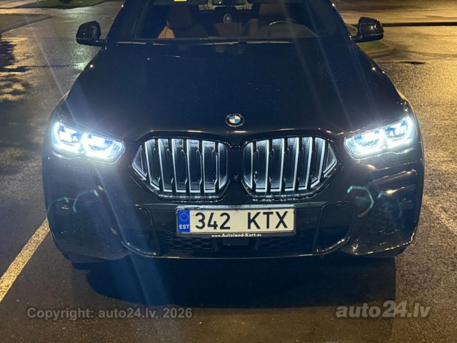 Black BMW X6 2022 in Tallinn, with an engine capacity of 3.00 L and mileage of 43 thousand km for 67490 €, photo 5 on AUTOMOTO.COM.LV