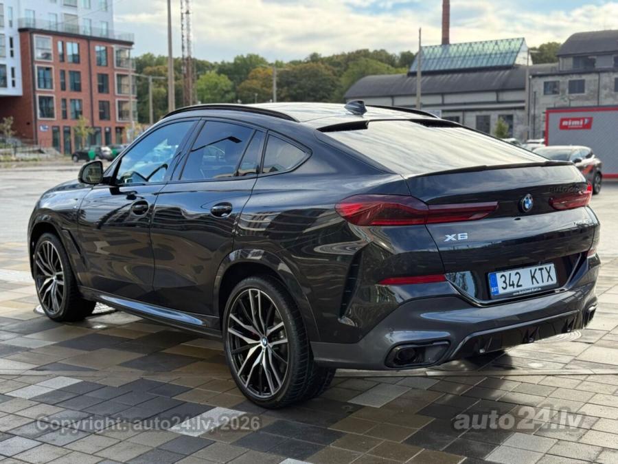 Black BMW X6 2022 in Tallinn, with an engine capacity of 3.00 L and mileage of 43 thousand km for 67490 €, photo 7 on AUTOMOTO.COM.LV