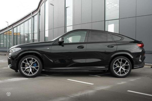 Melns BMW X6 2022 Viļņa, ar dzinēja tilpumu 2.99 L un nobraukumu 95 tūkst. km par 62500 €, foto 2 vietnē AUTOMOTO.COM.LV