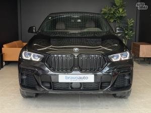Melns BMW X6 2022 Klaipėda, ar dzinēja tilpumu 3.00 L un nobraukumu 89 tūkst. km par 58991 €, foto 3 vietnē AUTOMOTO.COM.LV