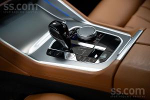 Melns BMW X6 2022 Rīga, ar dzinēja tilpumu 3.00 L un nobraukumu 54 tūkst. km par 49900 €, foto 17 vietnē AUTOMOTO.COM.LV
