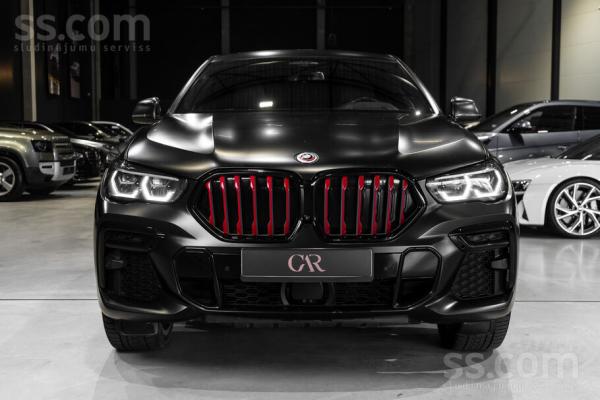 Melns BMW X6 2022 Rīga, ar dzinēja tilpumu 3.00 L un nobraukumu 39 tūkst. km par 66550 €, foto 2 vietnē AUTOMOTO.COM.LV