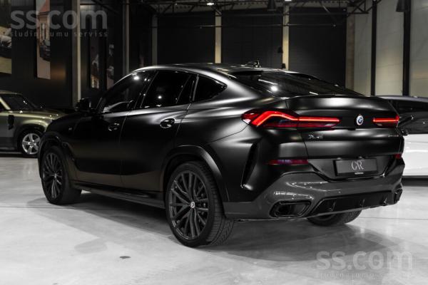 Melns BMW X6 2022 Rīga, ar dzinēja tilpumu 3.00 L un nobraukumu 39 tūkst. km par 66550 €, foto 5 vietnē AUTOMOTO.COM.LV