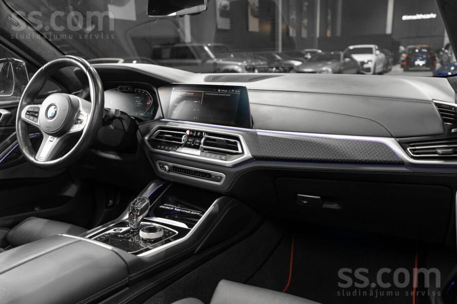 Black BMW X6 2022 in Riga, with an engine capacity of 3.00 L and mileage of 39 thousand km for 66550 €, photo 12 on AUTOMOTO.COM.LV