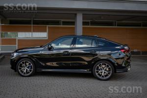 Melns BMW X6 2022 Rīga, ar dzinēja tilpumu 3.00 L un nobraukumu 38 tūkst. km par 59990 €, foto 5 vietnē AUTOMOTO.COM.LV