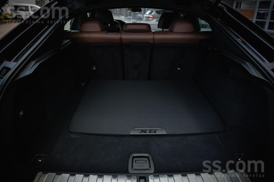 Melns BMW X6 2022 Rīga, ar dzinēja tilpumu 3.00 L un nobraukumu 38 tūkst. km par 59990 €, foto 30 vietnē AUTOMOTO.COM.LV