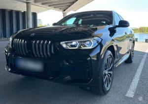 Melns BMW X6 2022 Klaipėda, ar dzinēja tilpumu 3.00 L un nobraukumu 100 tūkst. km par 52900 €, foto 4 vietnē AUTOMOTO.COM.LV