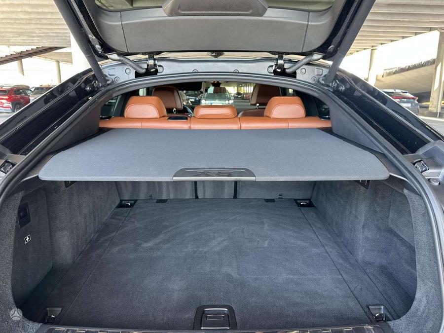 Melns BMW X6 2022 Klaipėda, ar dzinēja tilpumu 3.00 L un nobraukumu 100 tūkst. km par 52900 €, foto 16 vietnē AUTOMOTO.COM.LV