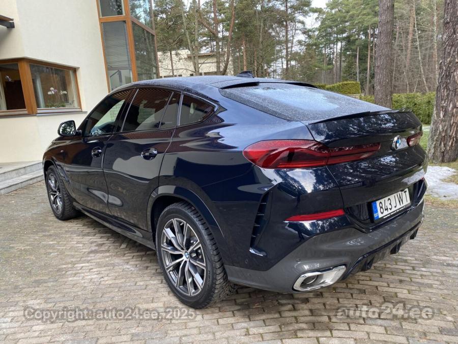 Black BMW X6 2023 in Tallinn, with an engine capacity of 3.00 L and mileage of 43 thousand km for 80000 €, photo 3 on AUTOMOTO.COM.LV