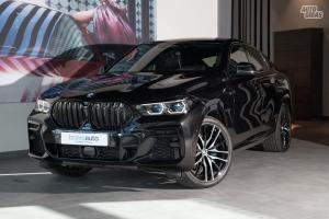 Melns BMW X6 2023 Kauņa, ar dzinēja tilpumu 3.00 L un nobraukumu 52 tūkst. km par 67471 €, foto  vietnē AUTOMOTO.COM.LV