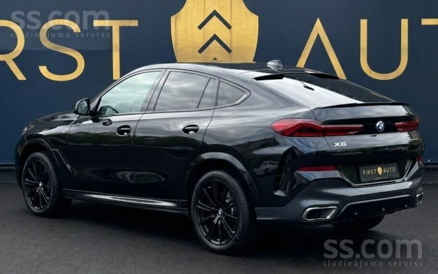 Melns BMW X6 2023 Tukums, ar dzinēja tilpumu 3.00 L un nobraukumu 64 tūkst. km par 61990 €, foto 3 vietnē AUTOMOTO.COM.LV