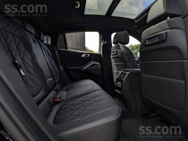 БМВ Х6 2023 в Тукумс на AUTOMOTO.COM.LV Черный БМВ Х6 2023 в Тукумс, объемом двигателя 3.00 л и пробегом 64 тыс. км за 59990 €, фото 9 на AUTOMOTO.COM.LV