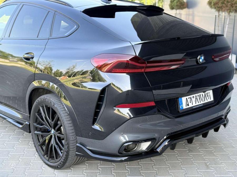 Melns BMW X6 2023 Šauļi, ar dzinēja tilpumu 2.99 L un nobraukumu 66 tūkst. km par 81500 €, foto 7 vietnē AUTOMOTO.COM.LV