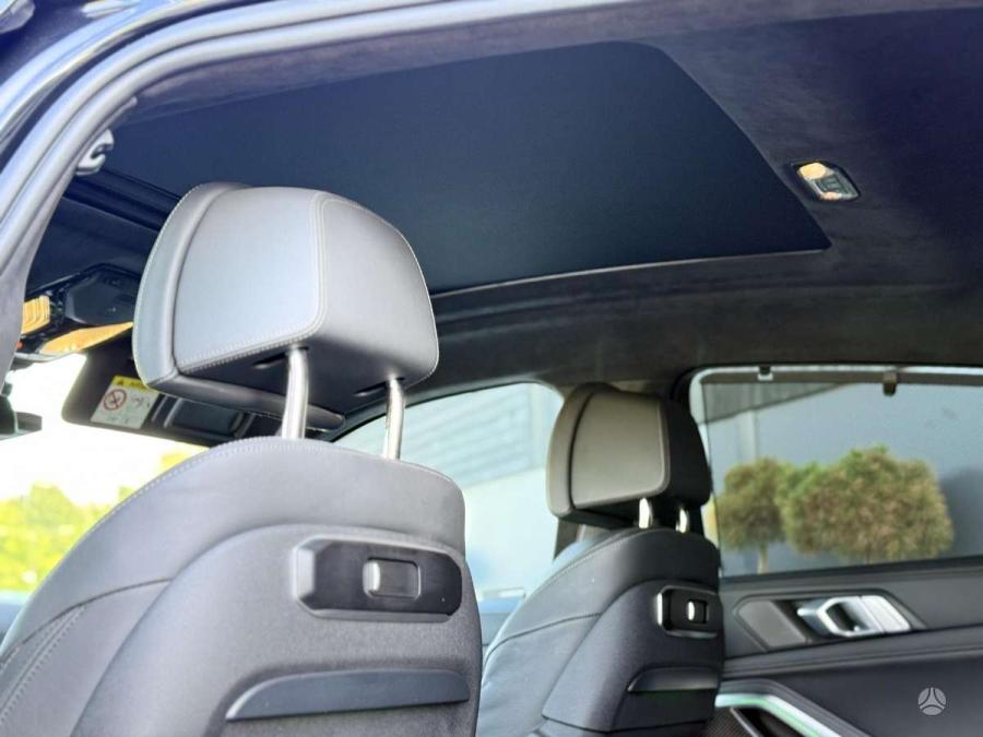 Melns BMW X6 2023 Šauļi, ar dzinēja tilpumu 2.99 L un nobraukumu 66 tūkst. km par 81500 €, foto 16 vietnē AUTOMOTO.COM.LV