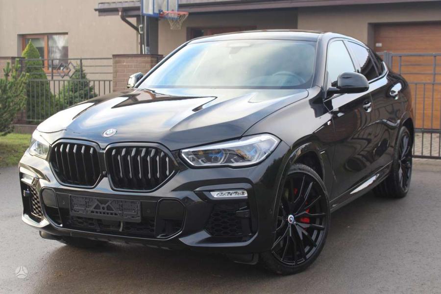 Black BMW X6 2023 in Vilnius, with an engine capacity of 4.40 L and mileage of 27 thousand km for 67000 €, photo 1 on AUTOMOTO.COM.LV