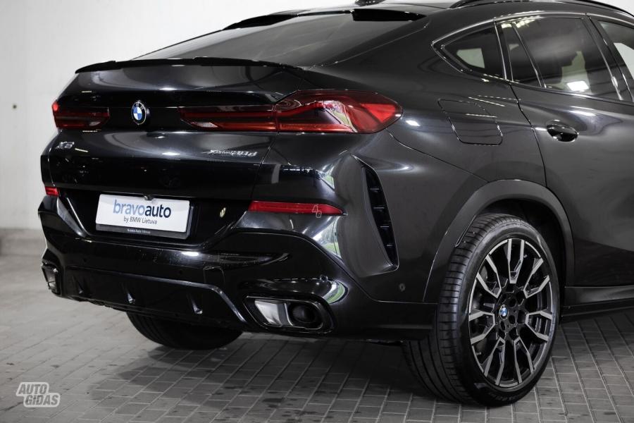 Melns BMW X6 2023 Viļņa, ar dzinēja tilpumu 3.00 L un nobraukumu 85 tūkst. km par 73491 €, foto 12 vietnē AUTOMOTO.COM.LV