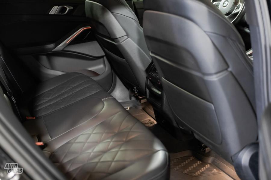 Melns BMW X6 2023 Viļņa, ar dzinēja tilpumu 3.00 L un nobraukumu 85 tūkst. km par 73491 €, foto 24 vietnē AUTOMOTO.COM.LV