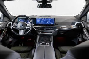 Melns BMW X6 2023 Viļņa, ar dzinēja tilpumu 3.00 L un nobraukumu 85 tūkst. km par 73491 €, foto 26 vietnē AUTOMOTO.COM.LV