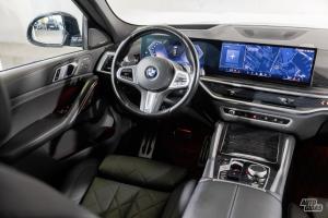 Melns BMW X6 2023 Viļņa, ar dzinēja tilpumu 3.00 L un nobraukumu 85 tūkst. km par 73491 €, foto 27 vietnē AUTOMOTO.COM.LV